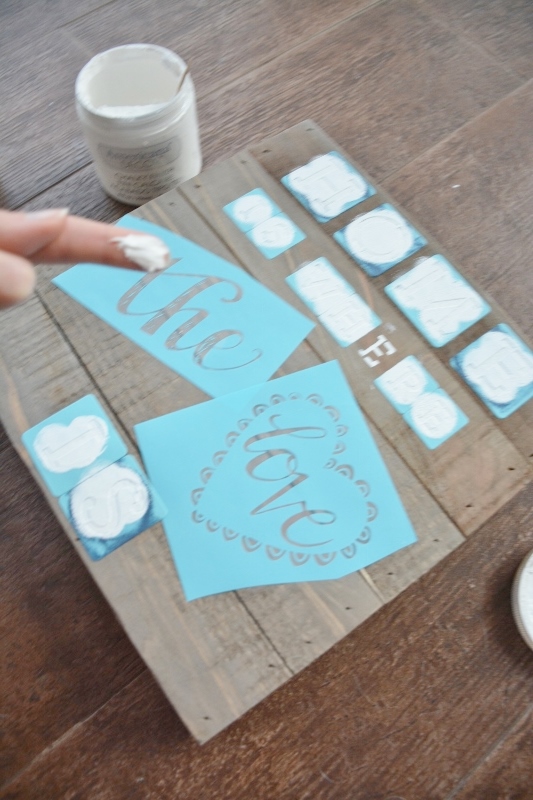 DIY Coastal Rustic Wood Plaque - Living Porpoisefully